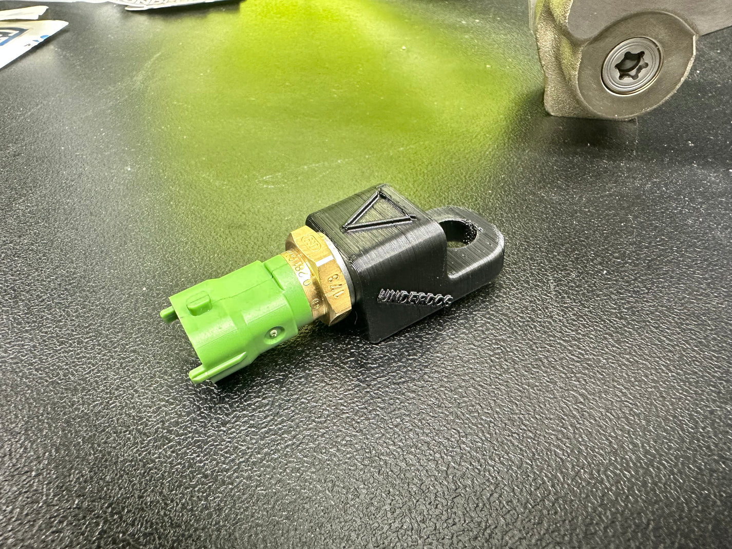 Fuel Temp Sensor Mounting Bracket for CP3 Swapped LML Duramax – Natural ...